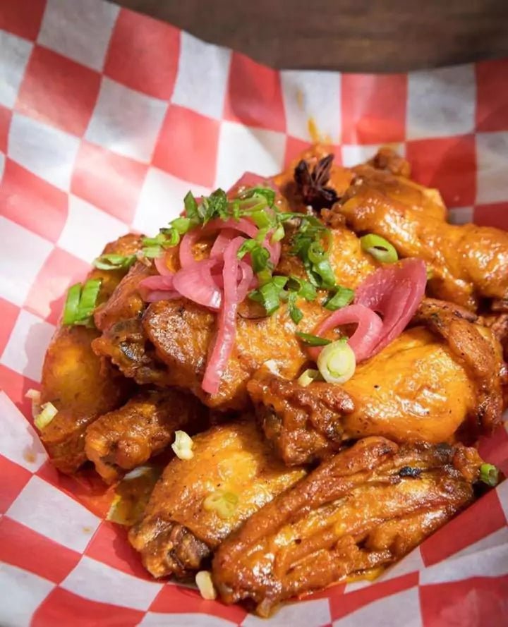 The Ultimate Chicken Wings Experience at Queen's Winning Wednesday ...